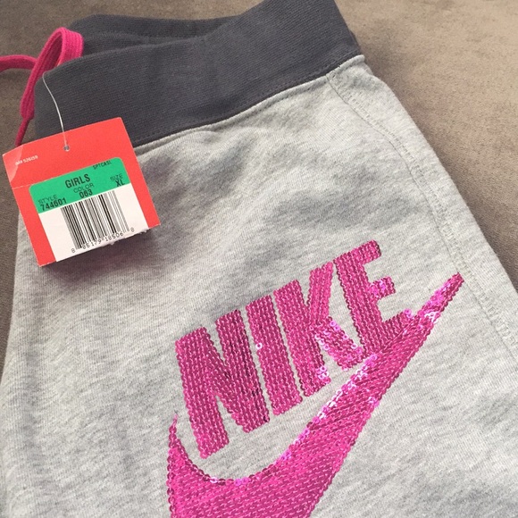 Nike | Bottoms | Brand New Girls Nike Sweatpants | Poshmark